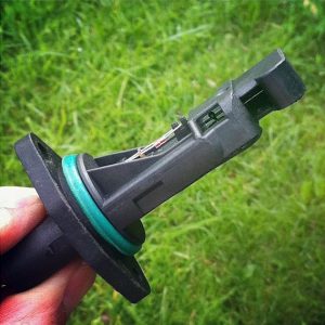 Gas In Oil Tank - Causes, Symptoms, and Fixes - Motor Vehicle HQ