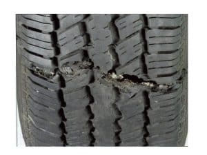 What are the Signs of Bad Tires - Causes and Possible Fixes - Motor ...